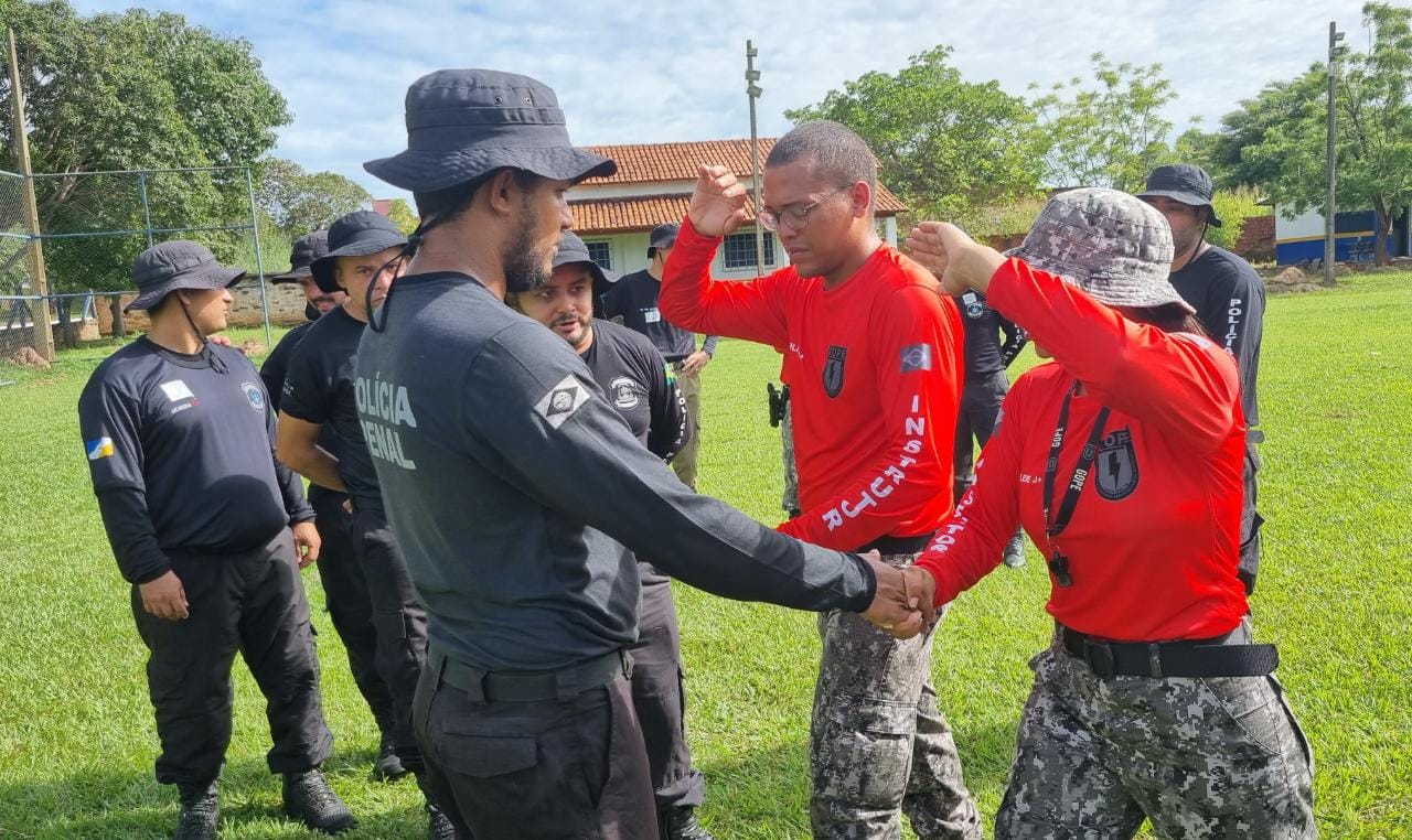 Instrumento De Menor Potencial Ofensivo - RETOEDU